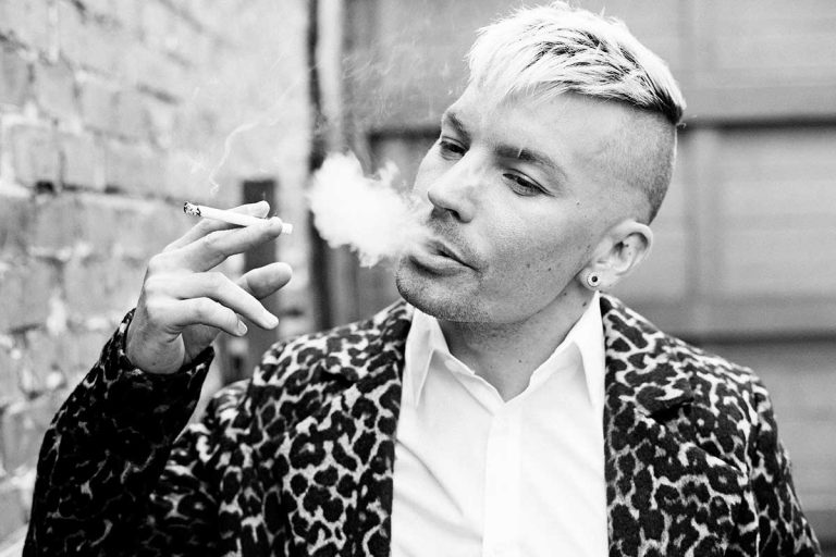 Pop-kappale Peto on irti ihastuttaa ja kohahduttaa